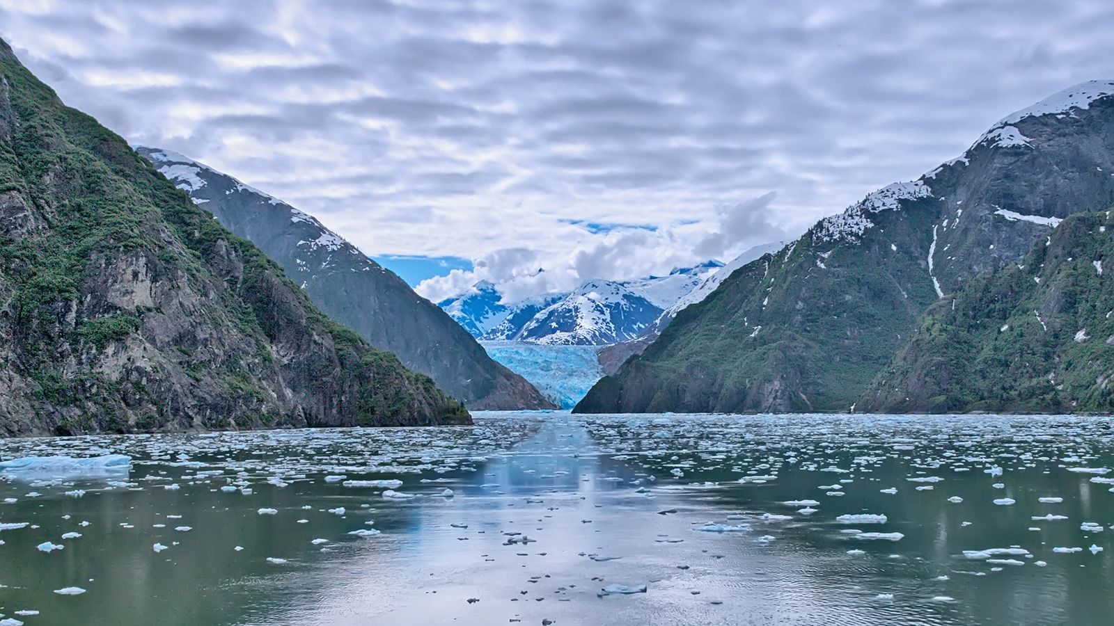 7 days around Southeast Alaska on a superyacht